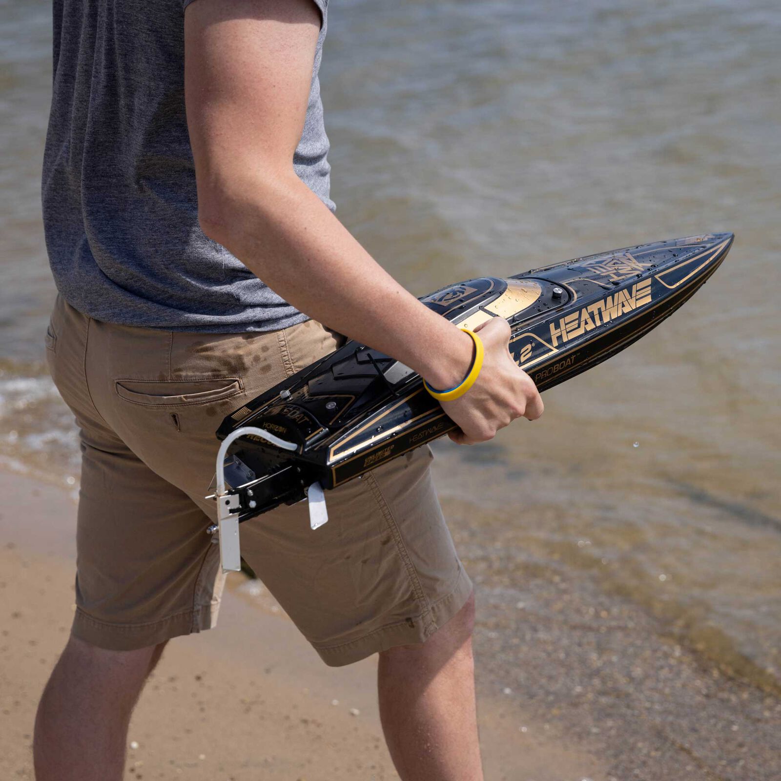 Recoil 2 V2 26" Self-Righting Brushless Deep-V RTR, Heat Wave Visual ...