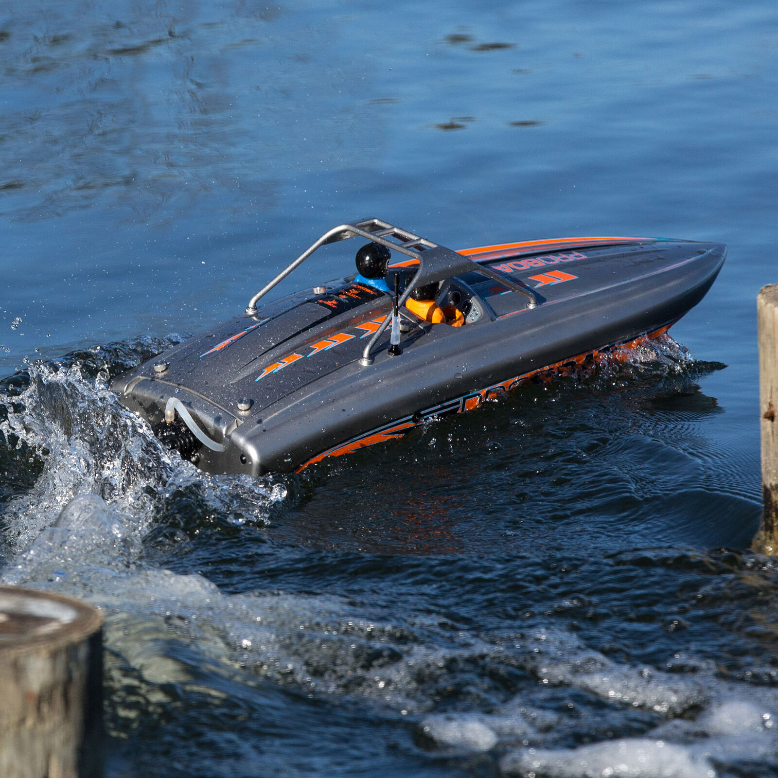 River Jet Boat 23" Brushless Self-Righting Deep-V RTR | Pro Boat