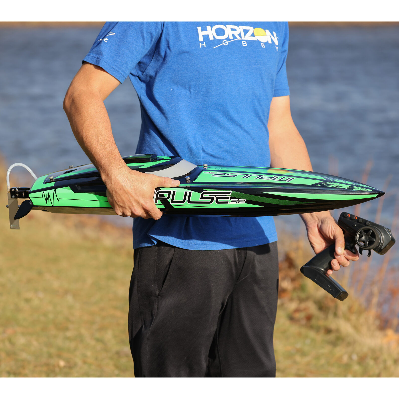Impulse 32" Brushless Deep-V RTR with Smart, Black/Green | Pro Boat