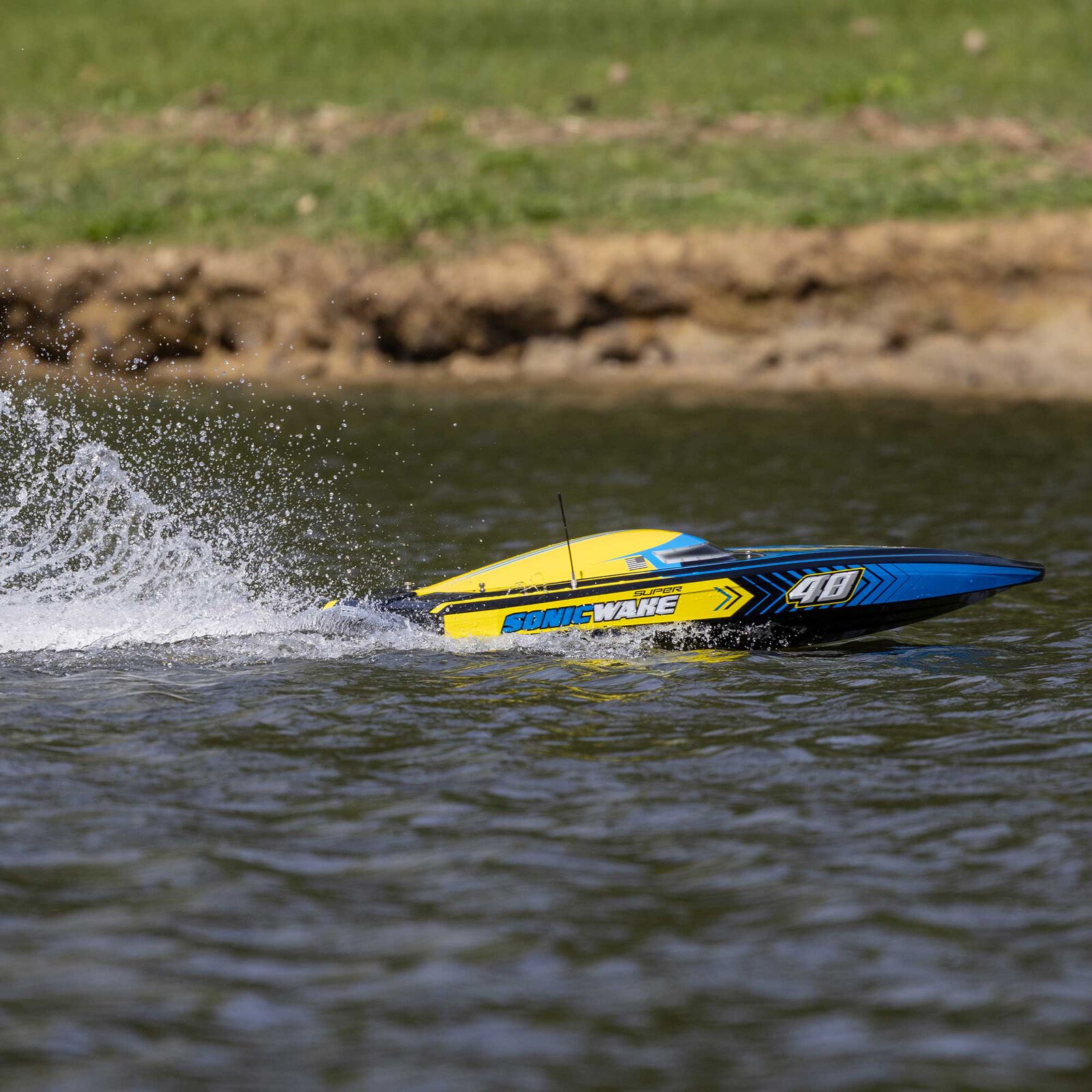 Super Sonicwake 48" 8S Self-Righting Brushless Deep-V RTR | Pro Boat